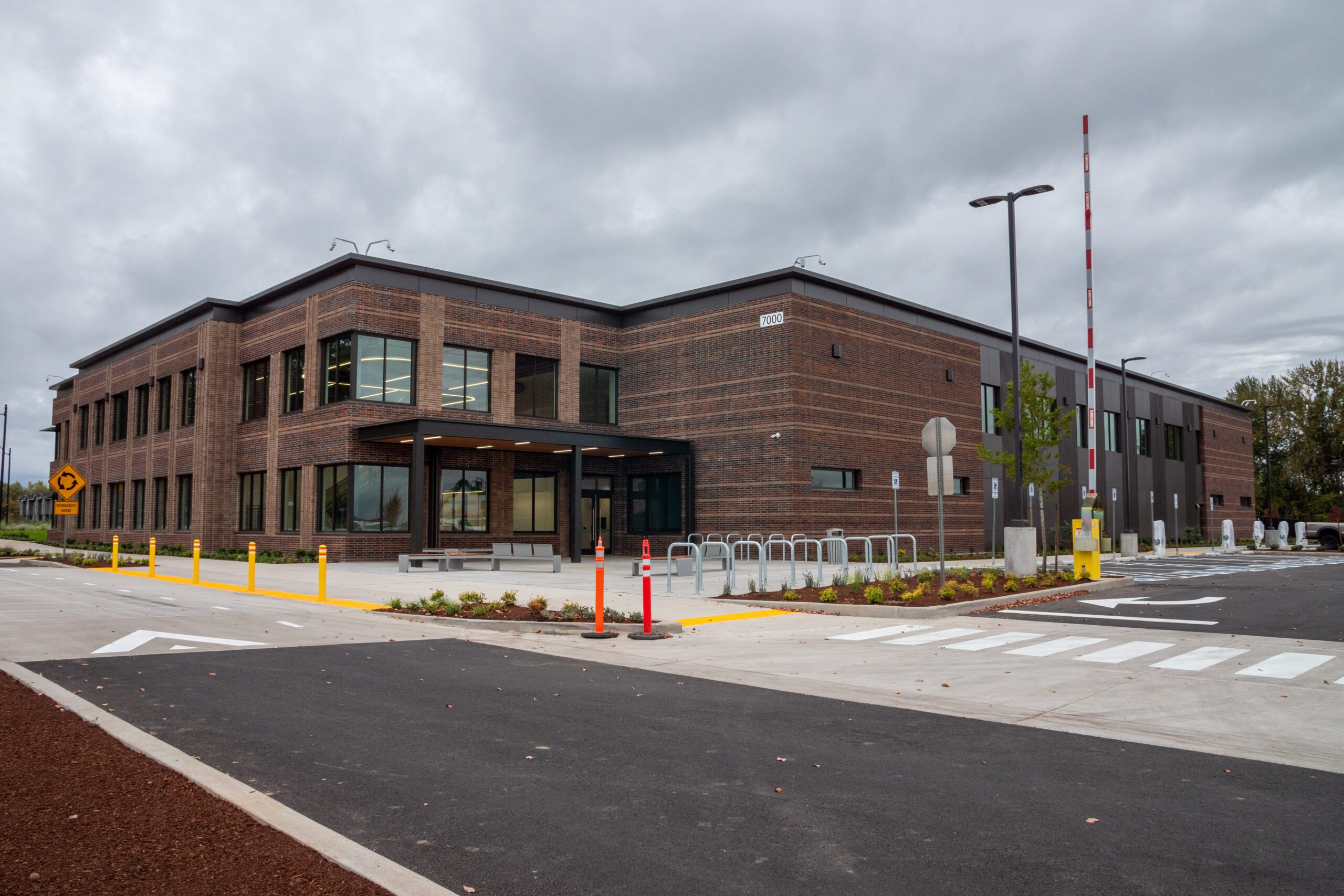 Clark College Advanced Manufacturing Center - Western Partitions Inc.